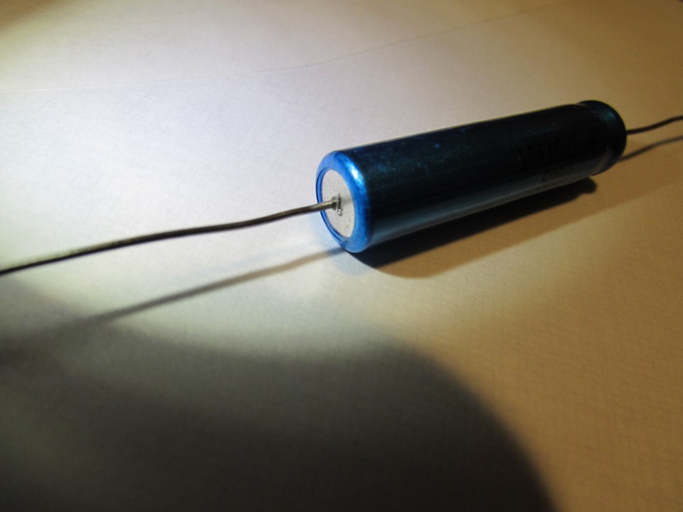 100uF, 50DC, Sprague BLUE 500D Axial Lead Capacitor 100uF, 50VDC, 50V ...