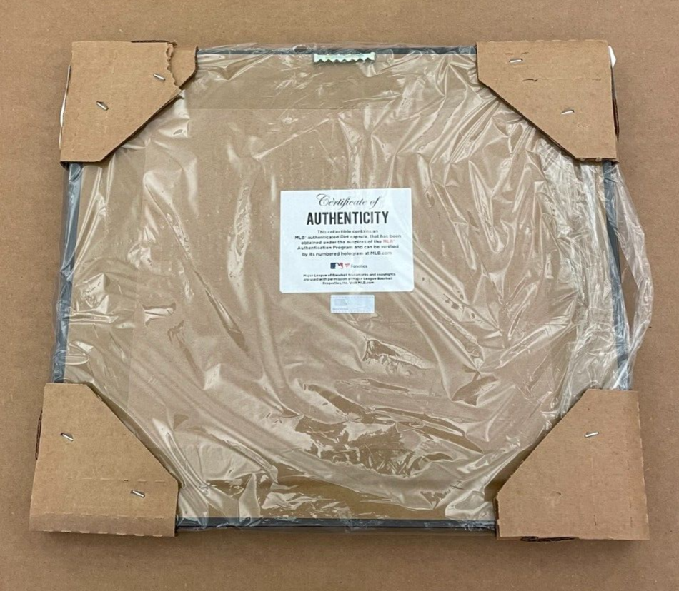 Shohei Ohtani Game-Used Dirt /500 Fanatics Authenticated Los Angeles ...