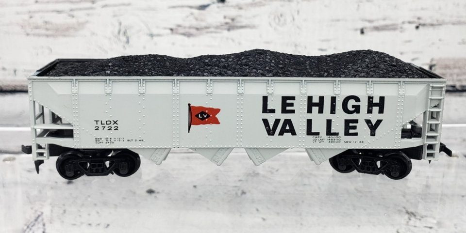 AHM HO Scale Model Train Lehigh Valley Hopper Car & Coal Load TLDX 2722 ...