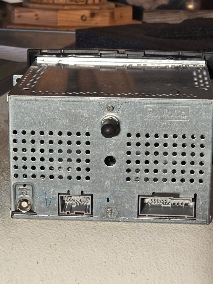 2008 Ford 6 Factory 6 disc changer | eBay