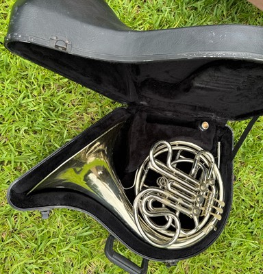 Conn 8d Double French Horn W/ Case & Mouthpiece !! | eBay
