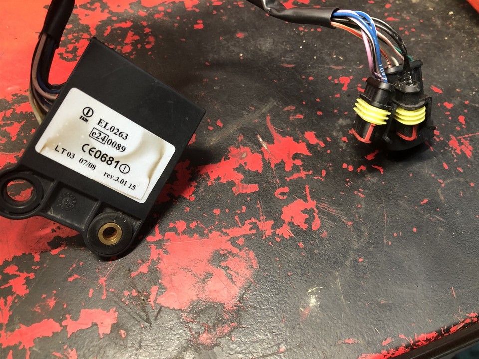 Can Am Spyder GS 990 5 Speed Roadster 08 09 10 11 12 OEM Ignitor Module ...