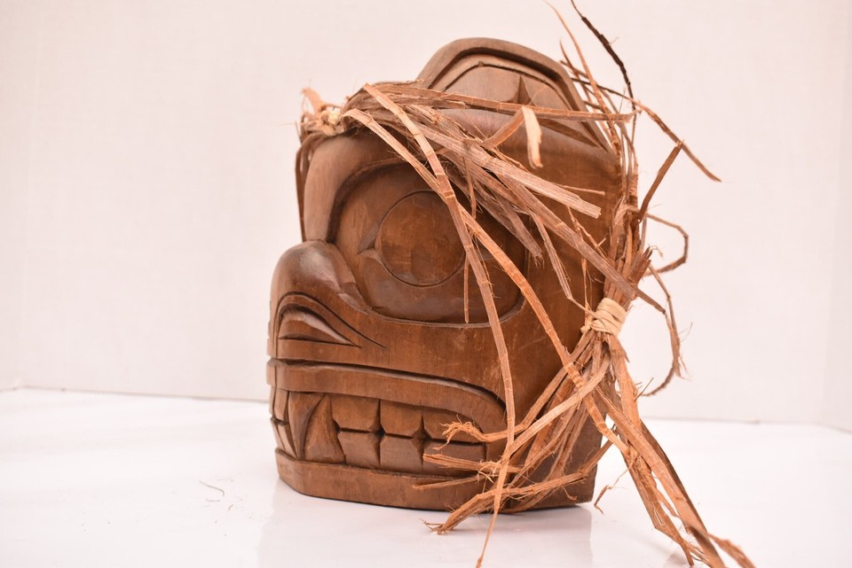 NORTHWEST COAST BEAR MASK Carved WOOD DEREK HEATON SIGNED TRIBAL | eBay