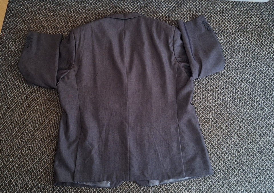 * MANSIZE BY GREENWOODS * GREY 2 PIECE SUIT * 54" Chest ~ 49" Waist ...