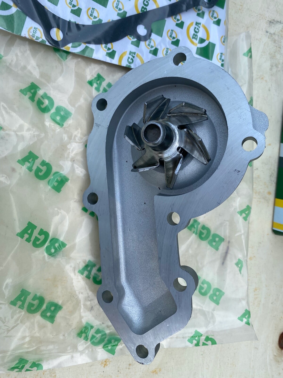 Water Pump fits LAND ROVER DEFENDER L316 2.5D 90 to 98 Coolant ...