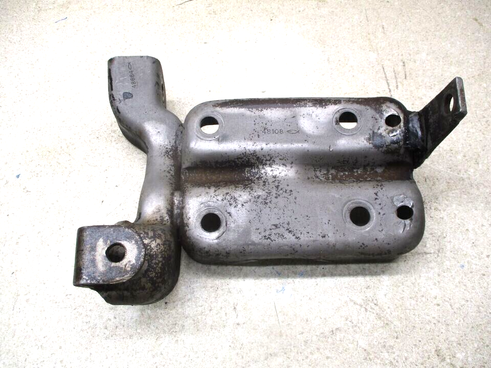 99 to 04 Ford F250 F350 4x4 Front Axle Track Bar Mounting Bracket Dana ...