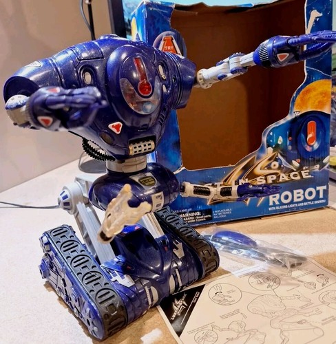 1997 Lost In Space Robot w Lights & Battle Sounds NEW TESTED | eBay