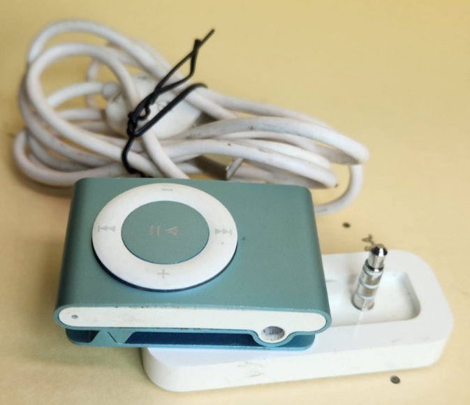 Apple A1204 iPod Shuffle 2nd Gen. NOT TESTED Mini Clip Sky Blue ...