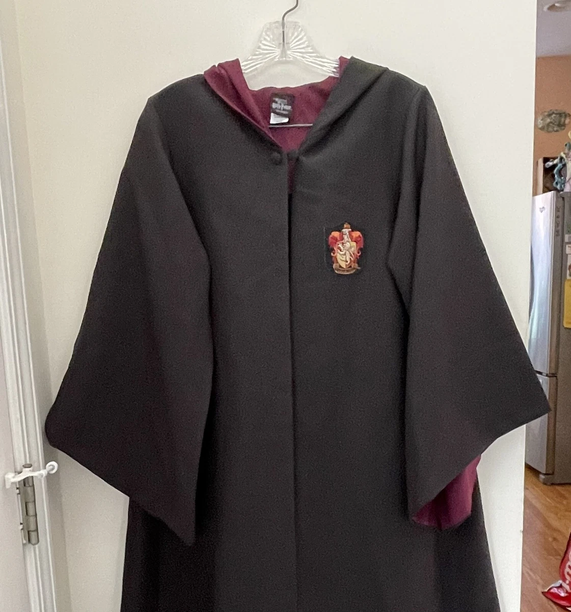 Universal studios Harry Potter Gryffindor cape - www.glwec.in