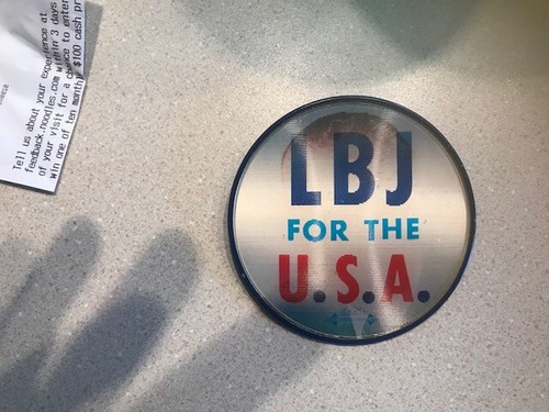 10 LBJ FOR THE USA, LYNDON JOHNSON FLASHER POLITICAL CAMPAIGN PIN ...