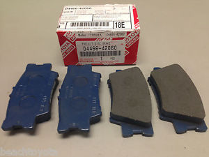 2006 - 2014 RAV4 Rear Brake Pads NEW genuine Toyota OEM 04466-42060 | eBay