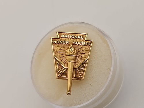 Vintage Gold Filled NATIONAL HONOR SOCIETY Member Award LAPEL PIN ...