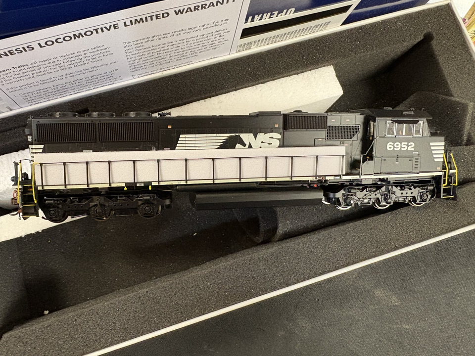 ATHEARN GENESIS 65253 NORFOLK SOUTHERN SD60E #6952 W/DCC/SOUND/LEDs HO ...