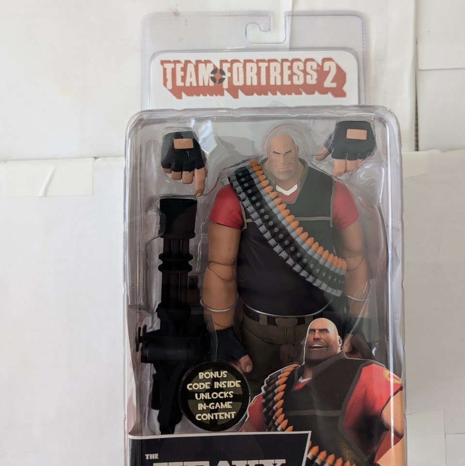 NECA Team Fortress 2 Heavy Red TF2 Mint 2013 Action Figure Rare Sealed ...