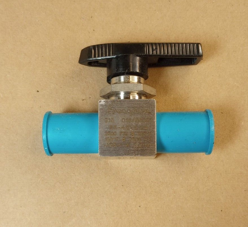 Swagelok SS-4VCO40 Stainless Steel Check Valve 2500PSI | eBay