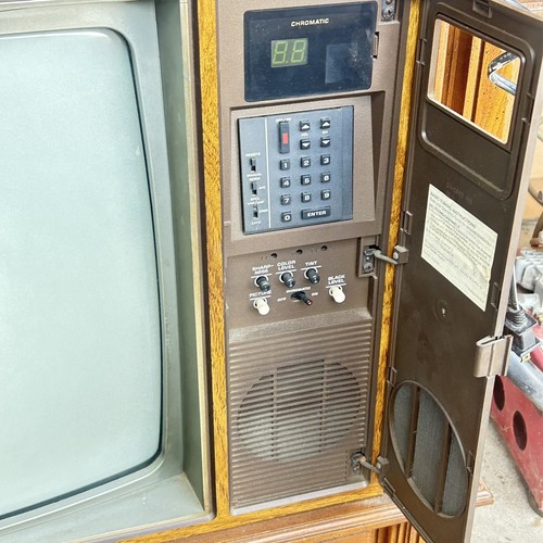 1984 zenith tv floor model system 3 space command telecouleur color tv ...