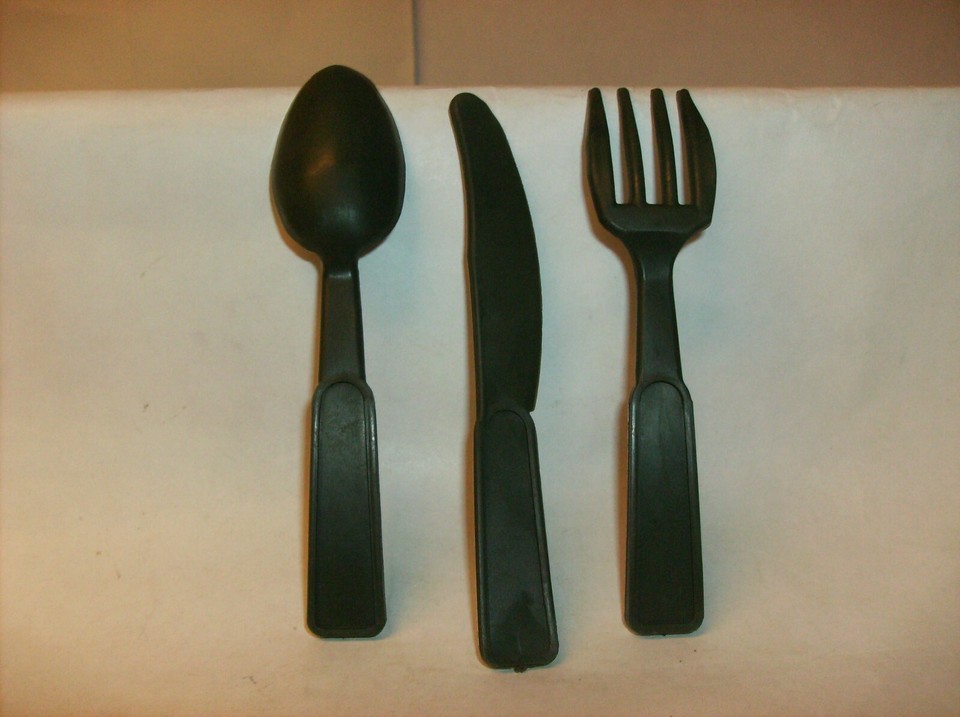 Vintage Coleco Toy Army Mess Kit Complete with Utensils and Toy Cap ...