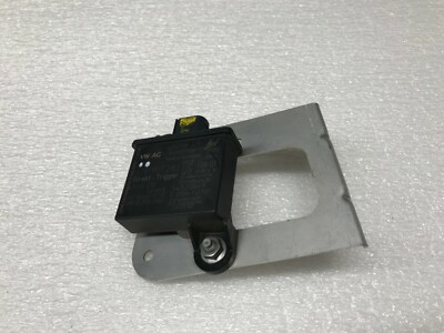 LAMBORGHINI HURACAN LP610 RH TIRE PRESSURE SENSOR ANTENNA BRACKET OEM ...