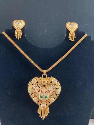 Indian Jewellery Set, Gold pendals/Earrings -77 PAIRS JOBLOT Imitation ...