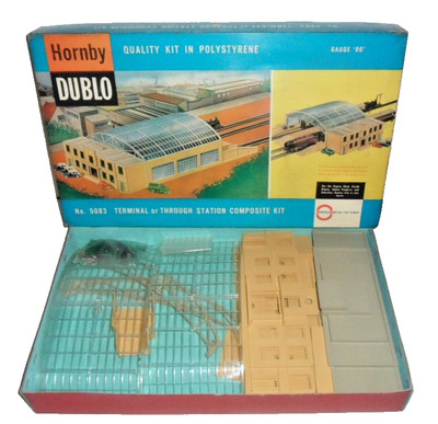 HORNBY DUBLO 5083 TERMINAL OR THROUGH STATION COMPOSITE KIT EXCELLENT ...