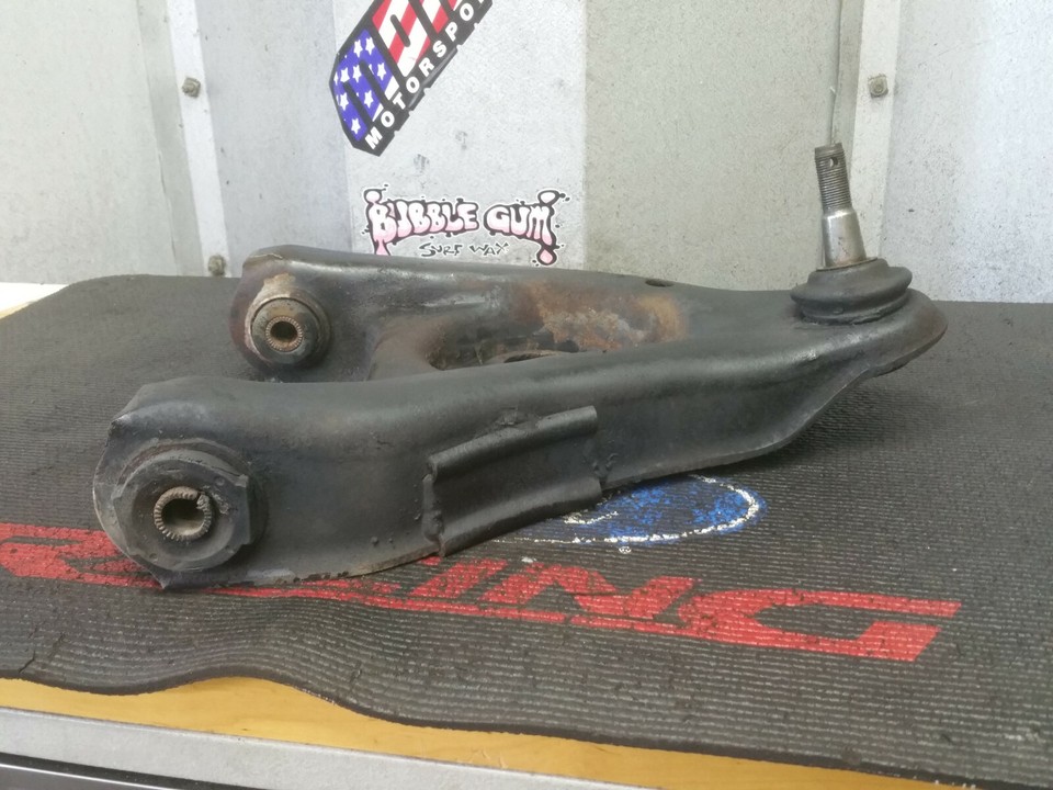 87 88 89 90 91 93 Ford Mustang Passenger FRONT V8 5.0 Control Arm A Arm ...