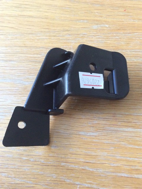 Genuine Renault CLIO Mk4 2013-2016 Front Bumper Left Bracket Trim ...