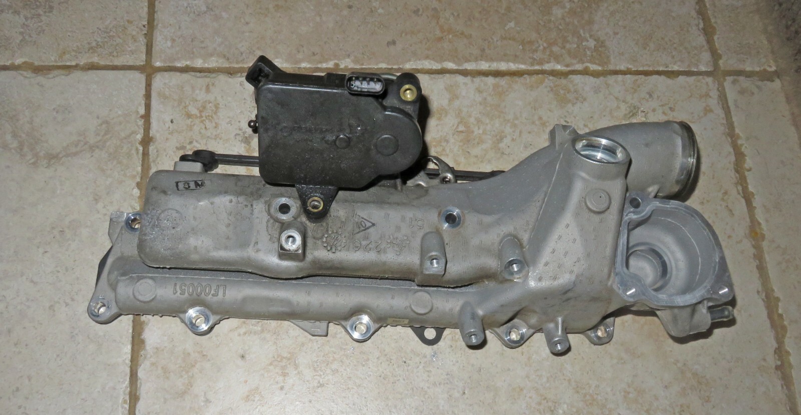 Mercedes W212 S350 R350 E350 Bluetec Right Intake Manifold 6420900637 ...