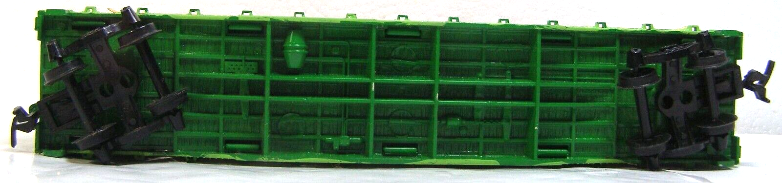 Tyco HO Model RR Bulkhead Flat Car w/wood Load Painted Green IJL | eBay