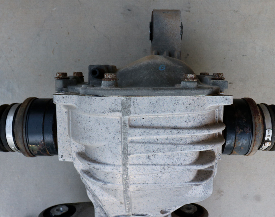 2010 Chevrolet Camaro SS 6 Speed Rear Differential Diff Ratio 3.45 | eBay