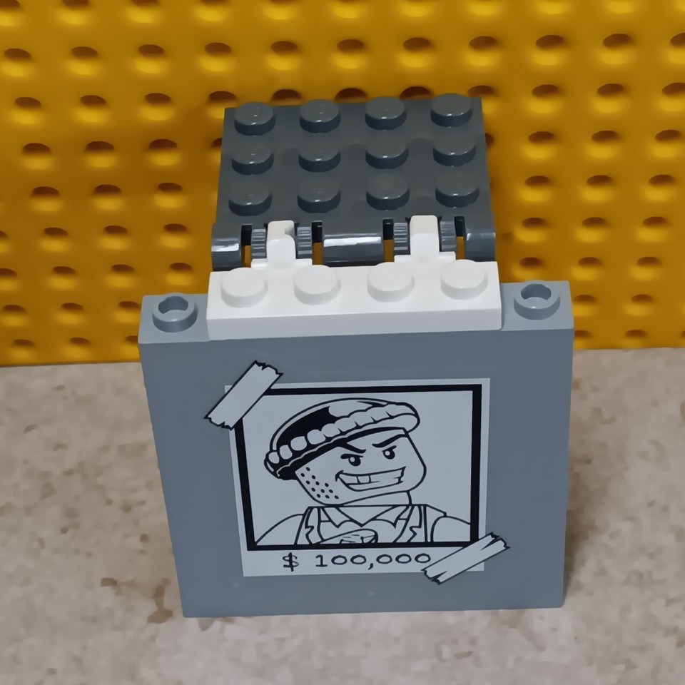 LEGO Wanted Poster 100K Reward ESCAPED Prisoner Wall Hinge Platform ...