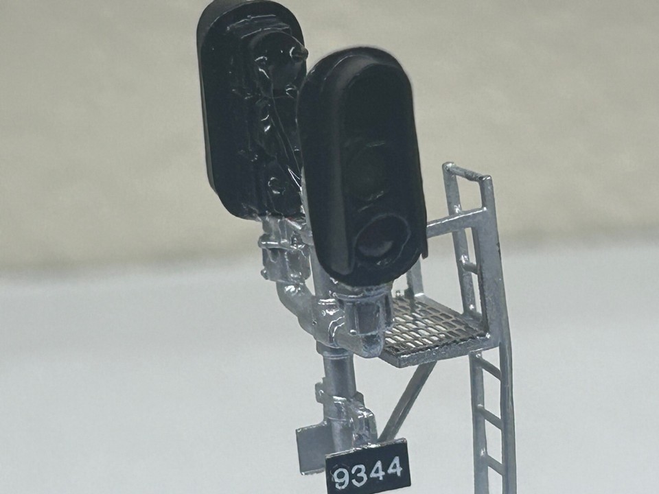 MODERN TYPE D Bi-DIRECTIONAL TWIN SIGNAL w/HOODS - BRASS -3 LED LIGHTS ...