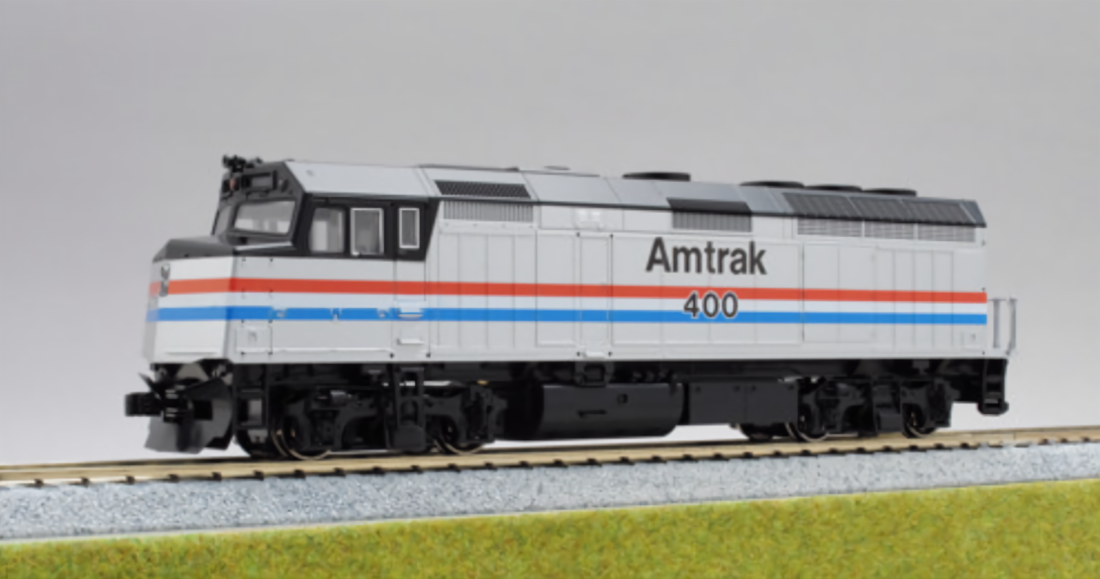 HO Scale Kato 37-6553 F40PH Diesel Locomotive Amtrak Phase III #400 NIB ...