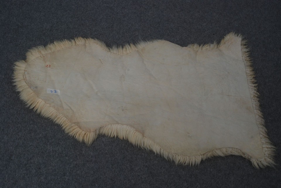 Luxury Natural Ivory Sheep Skin Rug Fur Silky Warm Throw Floor Fluffy ...