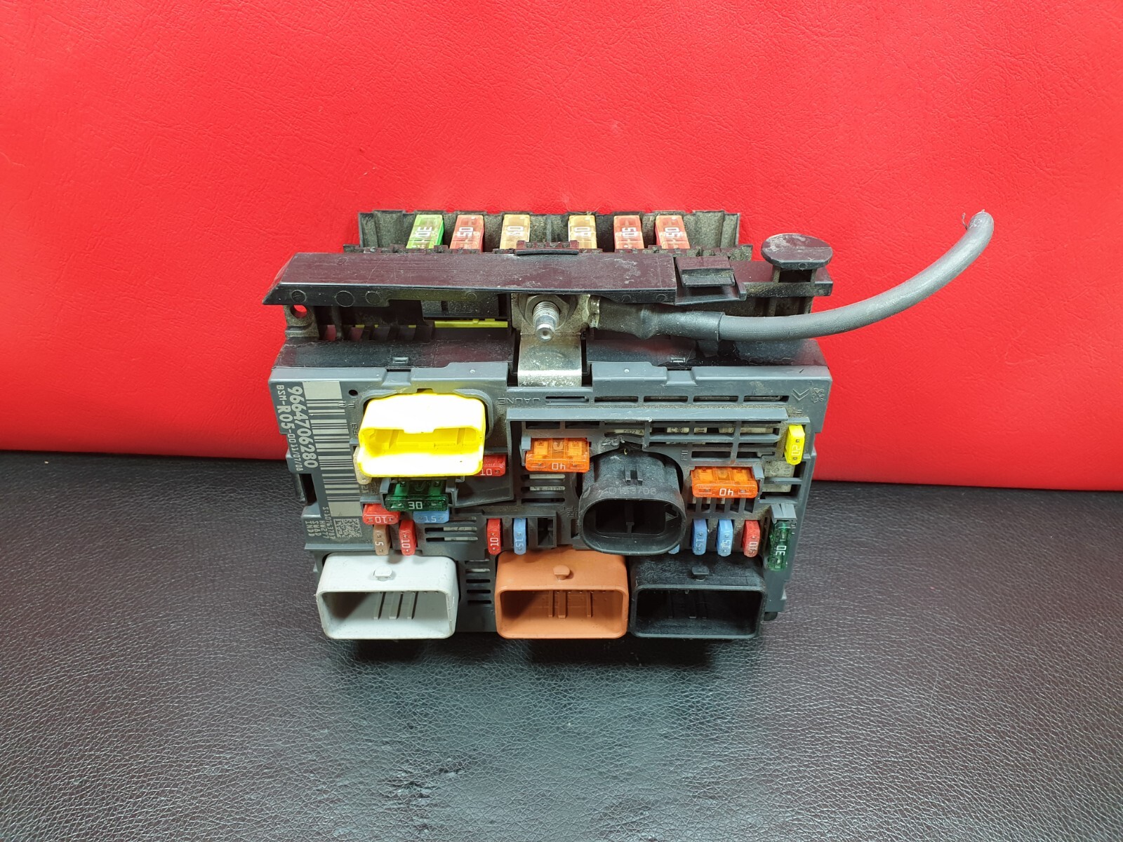9664706280 Peugeot 308 Citroen Under Bonnet Fuse Box Module BSM-R05-00 ...