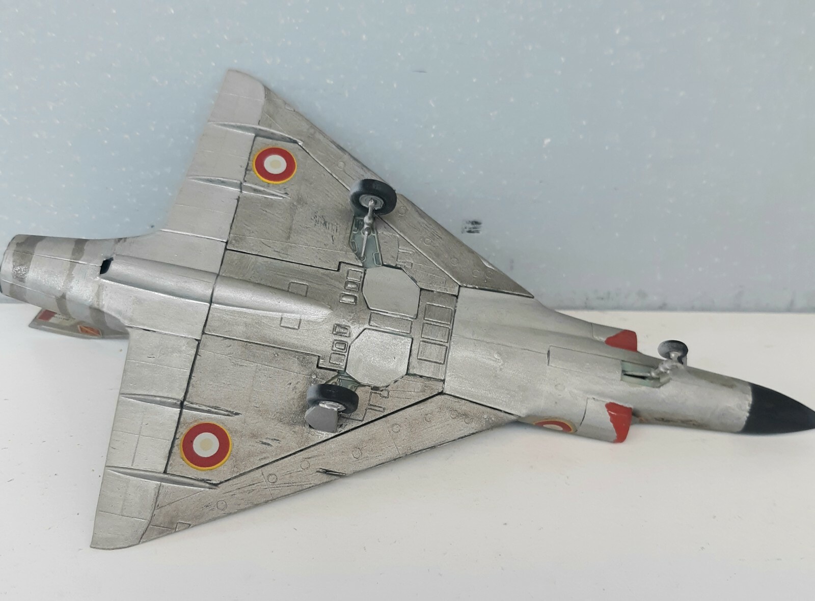 1:72 Scale Built Plastic Model Airplane Dassault Mirage Jet Fighter ...