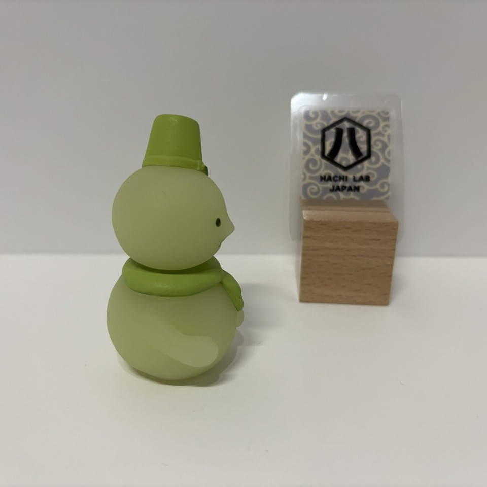 SMISKI Series2 Secret Snowman GLOW IN THE DARK Figure Winter Japan Rare ...