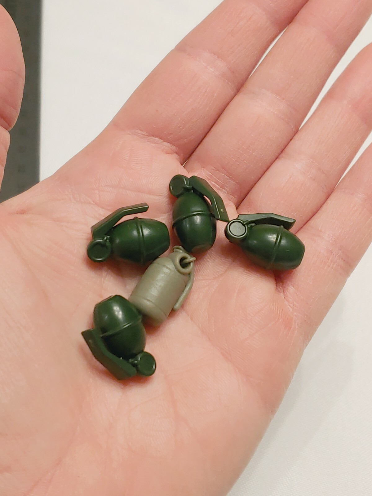 GI JOE GRENADE/CANISTER ACC LOT FOR 12" ACTION FIGURE 1/6 SCALE 1:6 ...