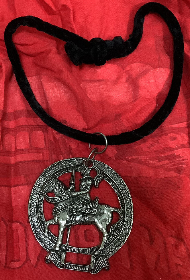 Vintage LARGE Medieval Knight On A Horse Pendant | eBay