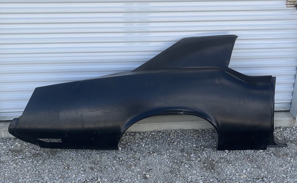 70 71 72 Olds Cutlass Supreme Rear Quarters NOS GM ***LOCAL PICKUP ONLY ...