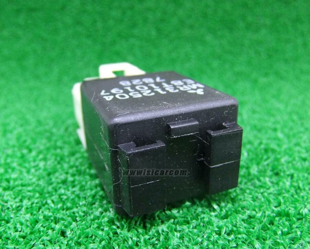 Mitsubishi PAJERO - Montero IO H76w Relay Engine MR312504 for sale ...