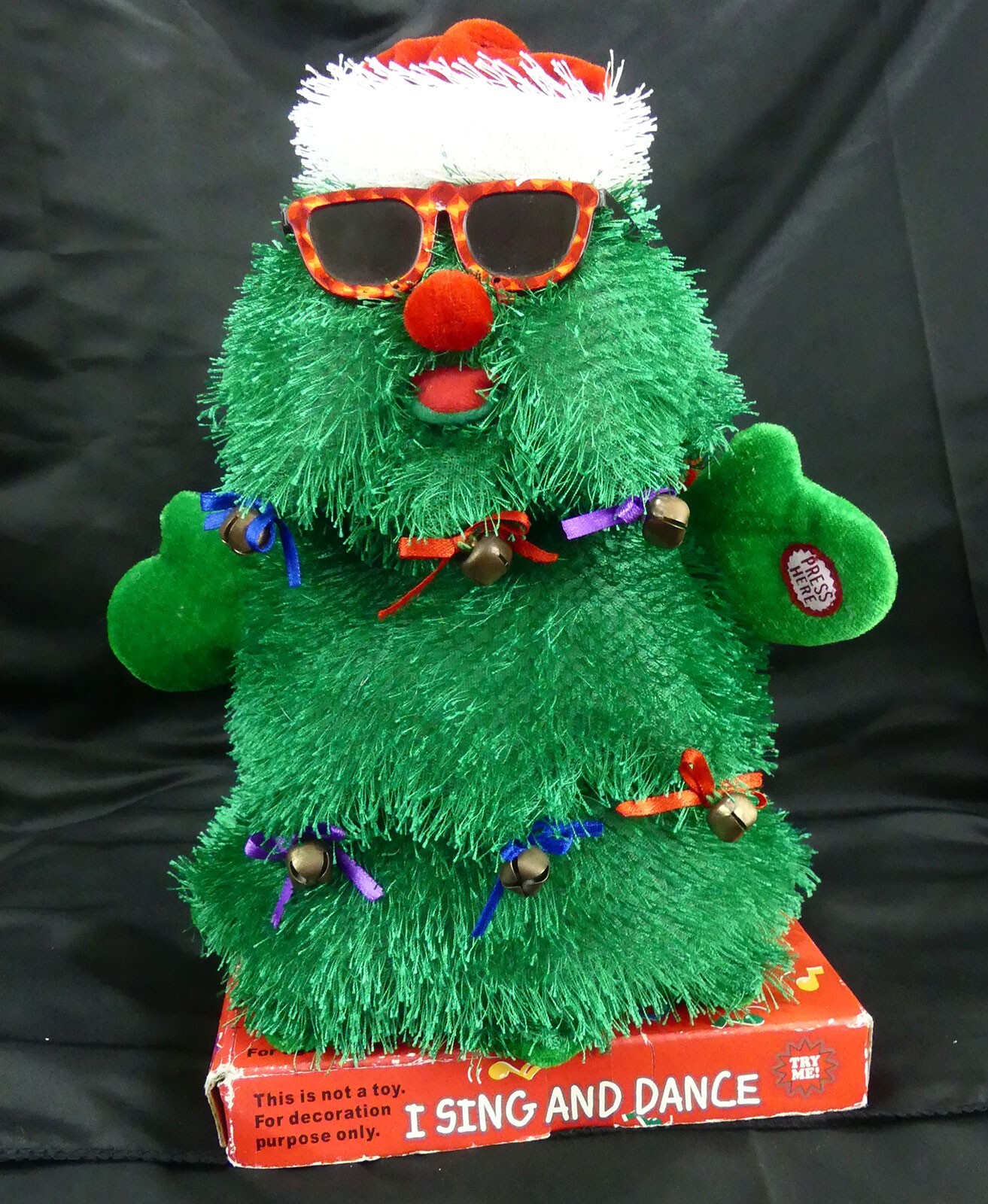 Dancing Christmas Tree