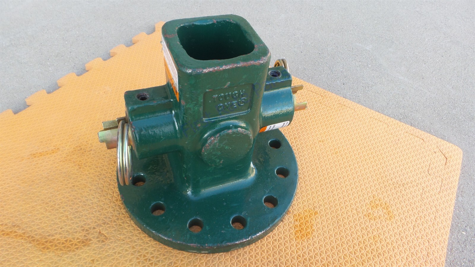 Hubbell C3030981 Locking Dog Assembly for sale online | eBay