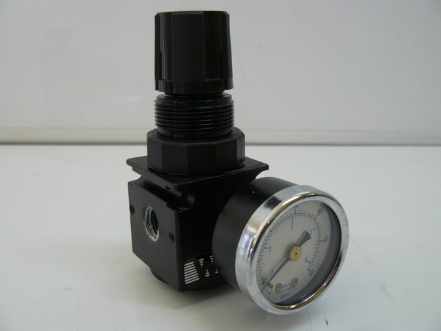 Watts R35-02a Regulator 21 Bar 300 PSIG With 0-60 PSI Gauge for sale ...