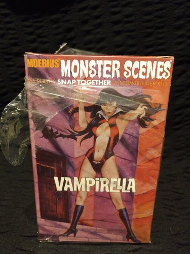 Moebius Monster Scenes Vampirella Model Kit sealed horror vampire ...
