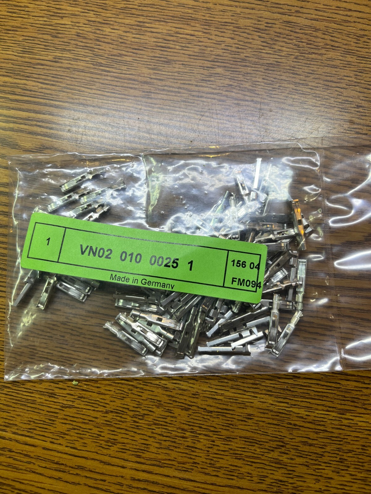 Amphenol VN02 010 0025 1 Contact Female Package of 100 Pieces, | eBay