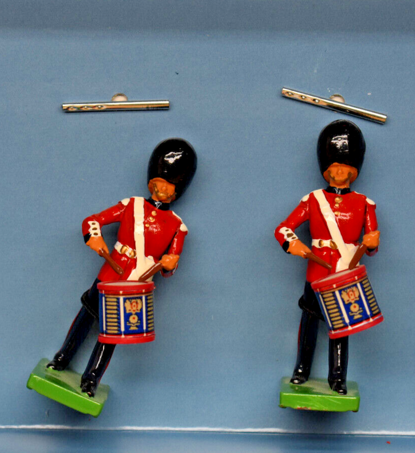 BRITAINS 54MM 1:32 DIE-CAST CEREMONIAL 5-PC SCOTS GUARDS DRUM & BUGLE ...