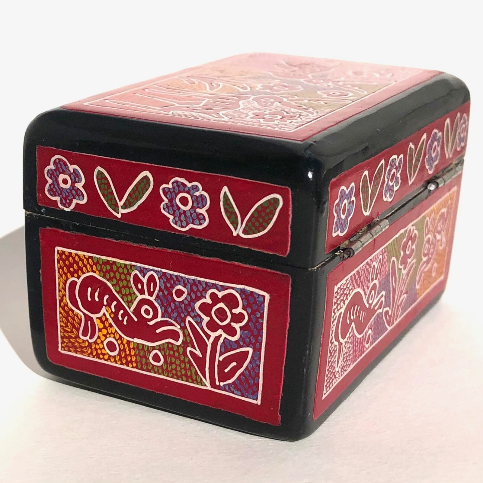 Olinala Mexico folk art trinket jewelry box wood black lacquer red deer ...
