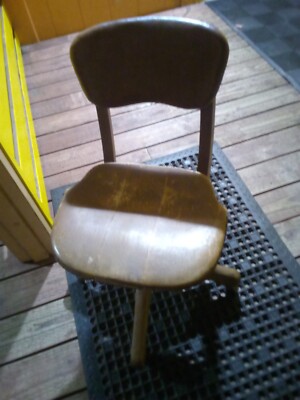1900-1950 - Antique Milwaukee Chair Co
