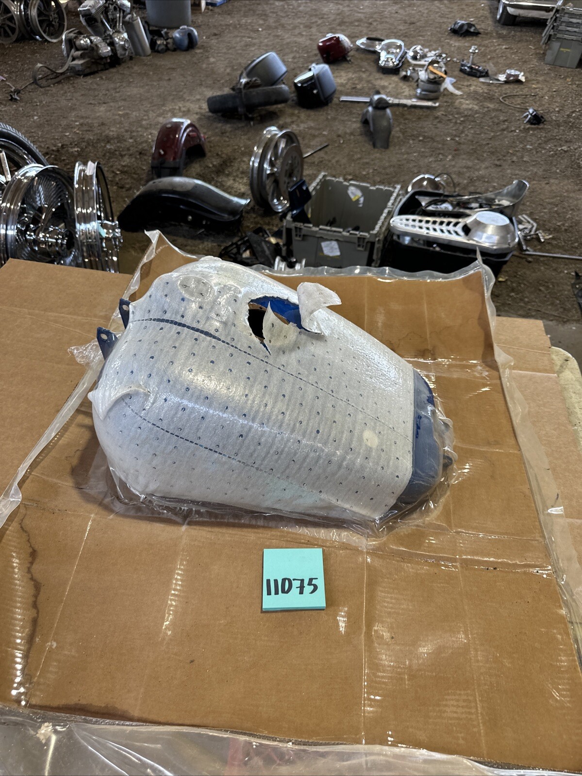Harley Dyna Superglide CENTERFILL Tsport Fxdx Fxdxt Gas Tank Fuel NOS ...