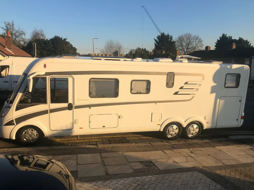 Hymer B 778 Premium Line 2017 LHD manual 19.750 miles 5 Tones Tag Axle ...
